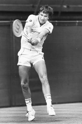 American tennis player Jimmy Connors in action at Wimbledon Tenni - Old ...
