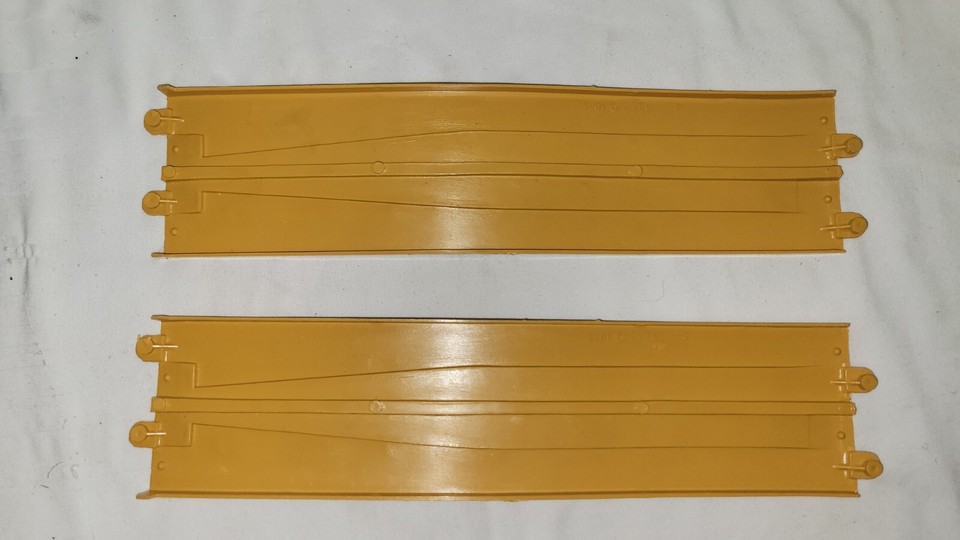 vintage Ideal Motorific Racerific Track Lot 2 Yellow Hump Track | eBay