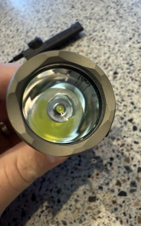 Surefire LED Weapons Tactical Scout Light KE1H (FDE) W/ Surefire ...