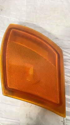 2003 SATURN SATVUE MARKER LAMP BEZEL RF USED | eBay