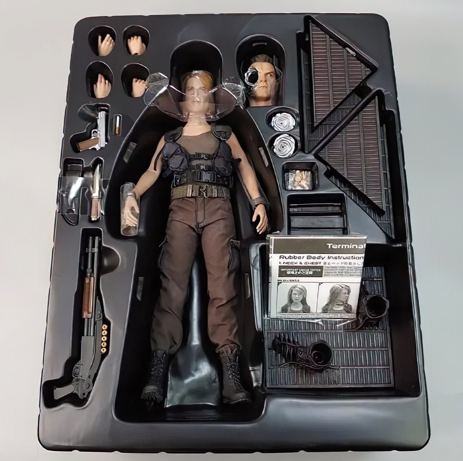 Hot Toys Terminator 2 T-1000 Sarah Connor Disguise 1/6 Action Figure ...