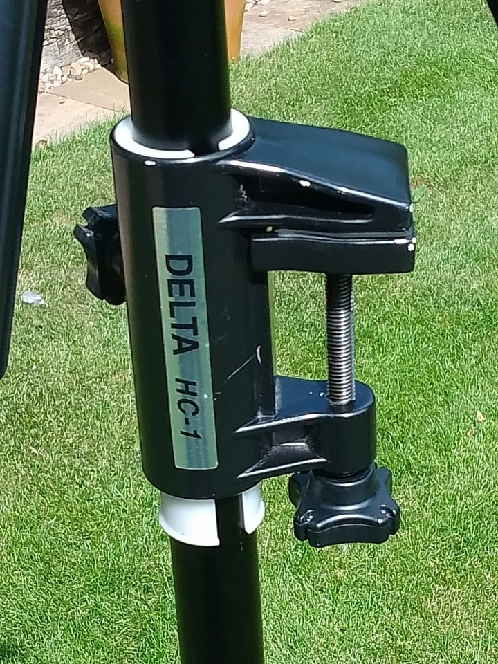 Velbon Delta V In Focus Tripod With PH 157Q Head And Delta HC-1 Hide ...