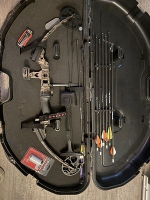 Mission Menace by Mathews Compound Bow with Arrows and Hard Case | eBay