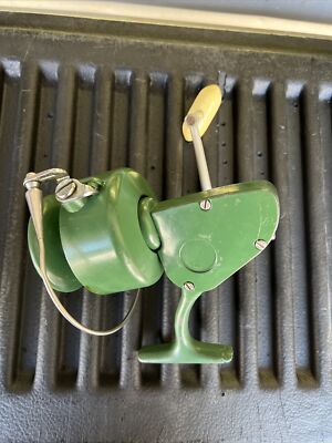 Vintage Penn 704 fishing reels spinning | eBay