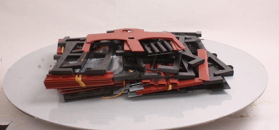 IHC 300-100 O Scale Big 2 Stall Engine House Building Kit | eBay