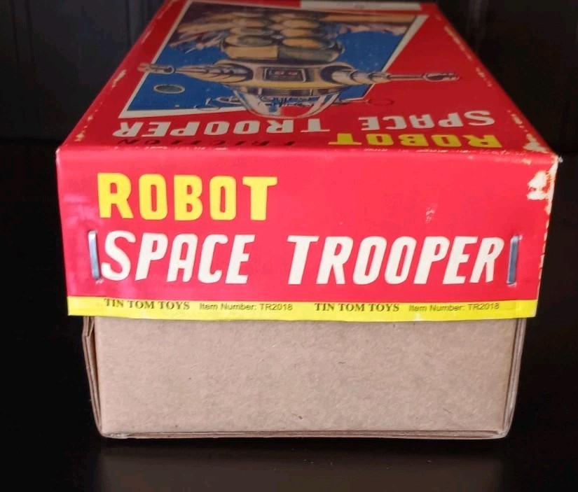 JAPANESE TIN LITHO CRANK FRICTION ROBOT & ASTRONAUT TOY OUTER SPACE ...