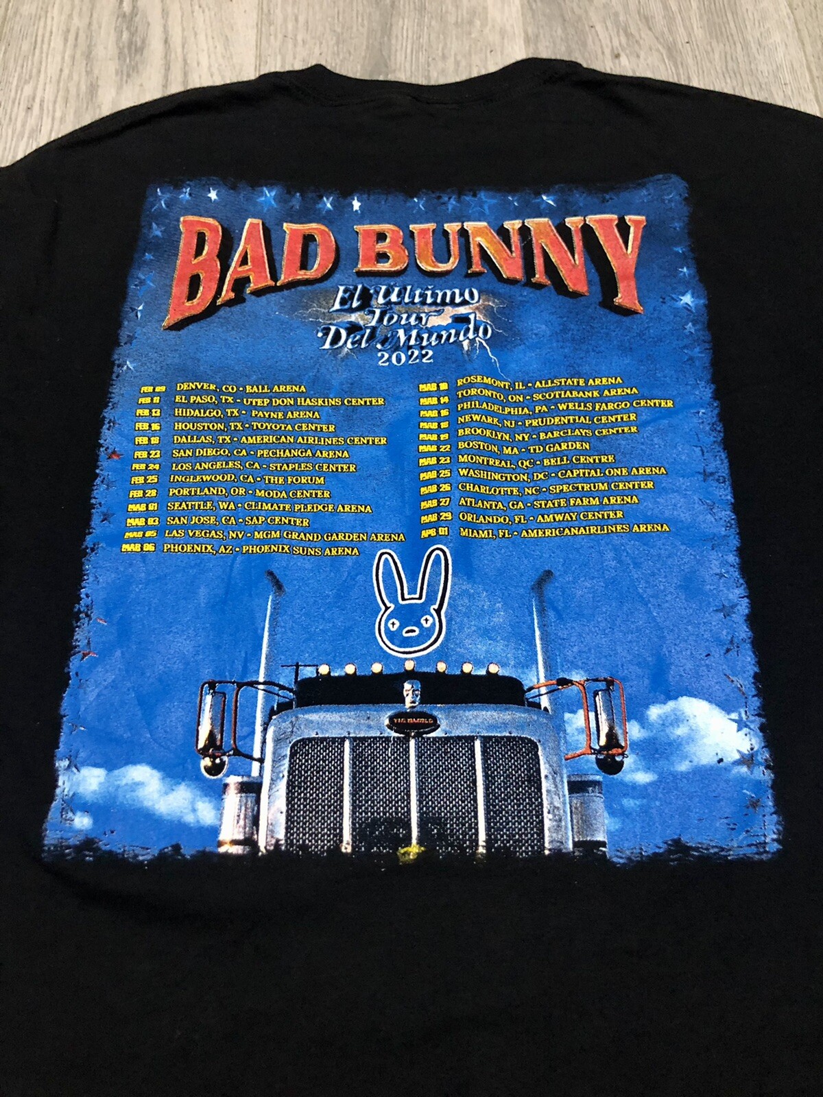 Bad Bunny El Ultimo Tour Del Mundo 2022 T Shirt Men’s… - Gem