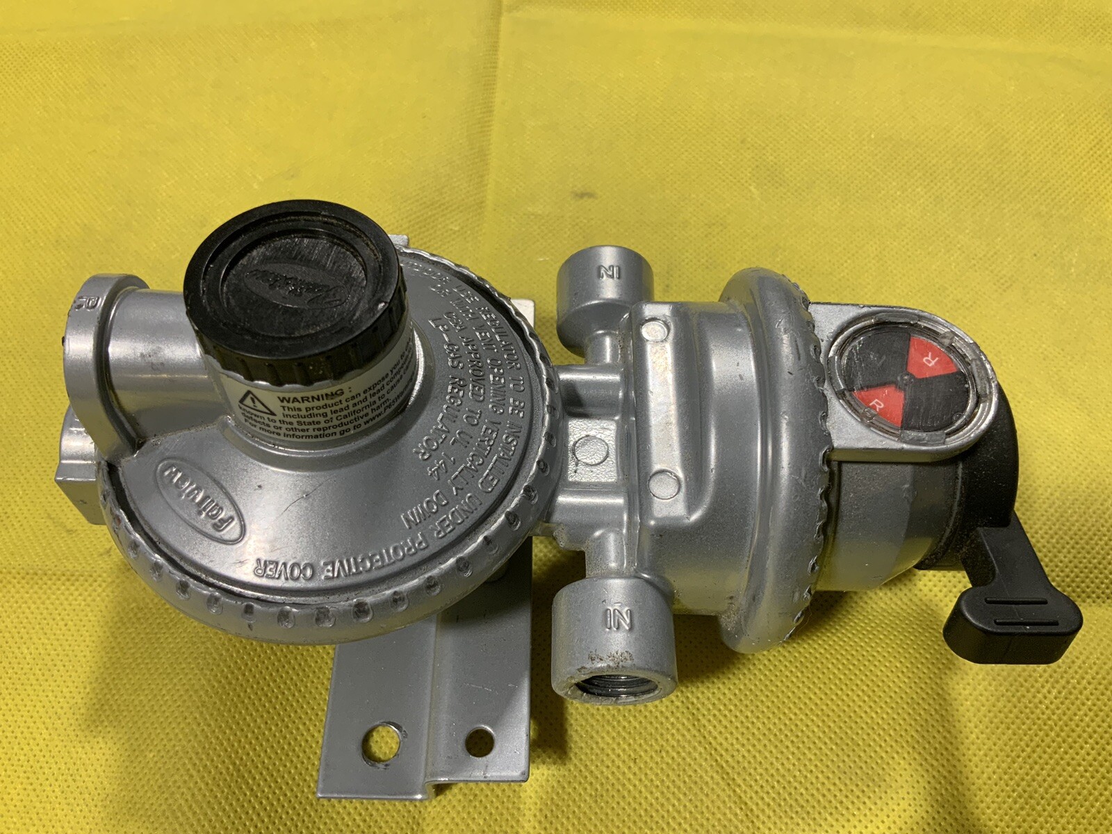 FAIRVIEW LP GAS -TWO STAGE REGULATOR FOR 2 TANK HOOK-UP PART NO.GR ...