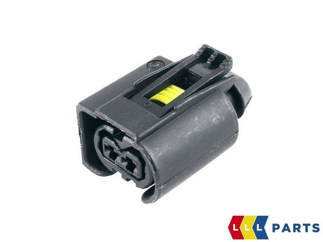 Genuine Mercedes-Benz Om668 De17 Engine 2-pin Alternator Housing ...