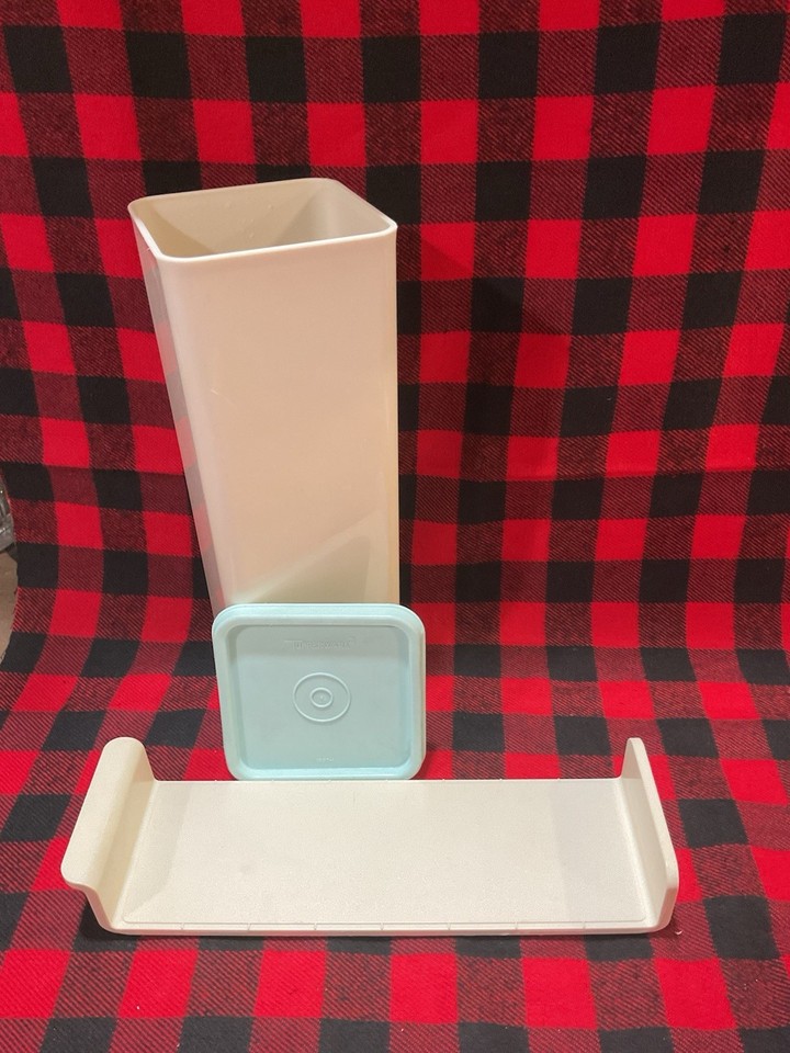 Vintage Tupperware Cheese And Cracker Keeper 3 Piece Set Great For ...