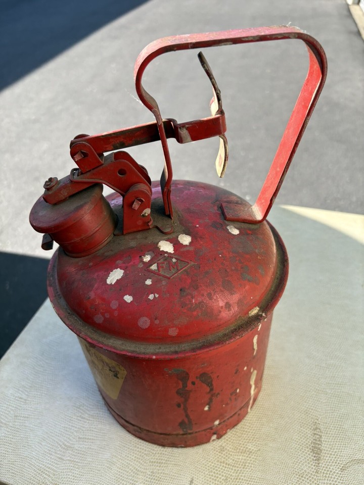 Vintage Eagle Manufacturing Co. U1-10S Type 1 Safety Gas Can 1 Gallon ...