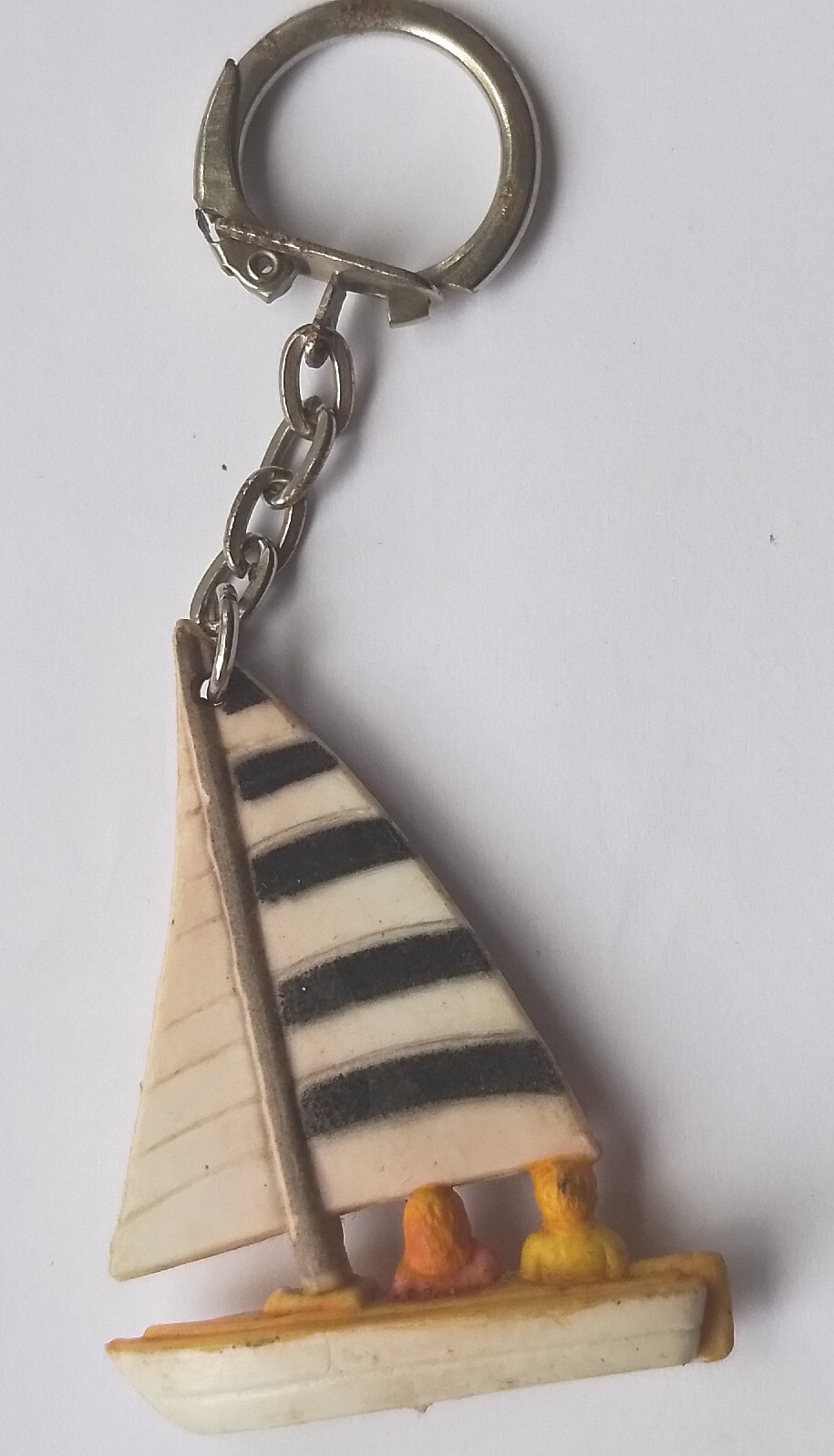 Vintage old keyring plastic sail boat yacht couple boating yachting ...