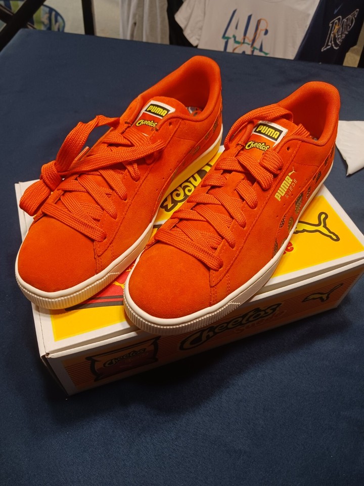 PUMA Cheetos Suede Chester cheetah sz 12 with collectible cheeto ...