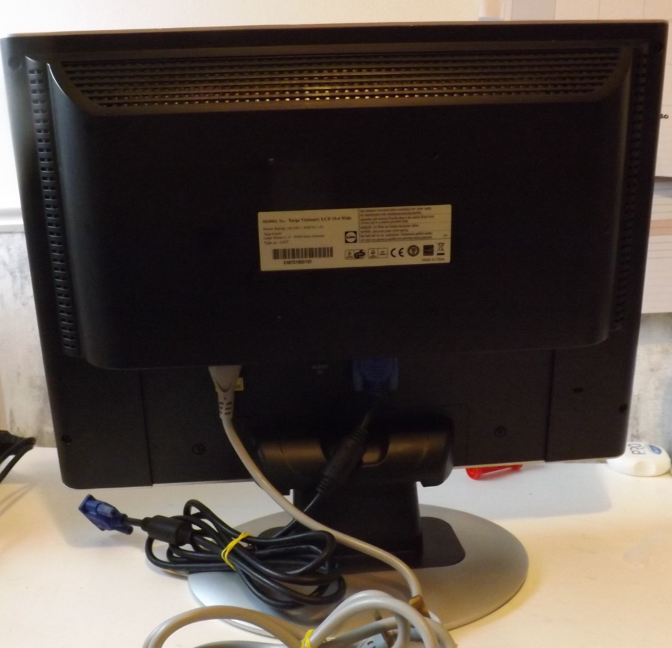 19"PC MONITOR-Used-Working-TARGA Visionary LCD-Collect.Basildon Essex ...