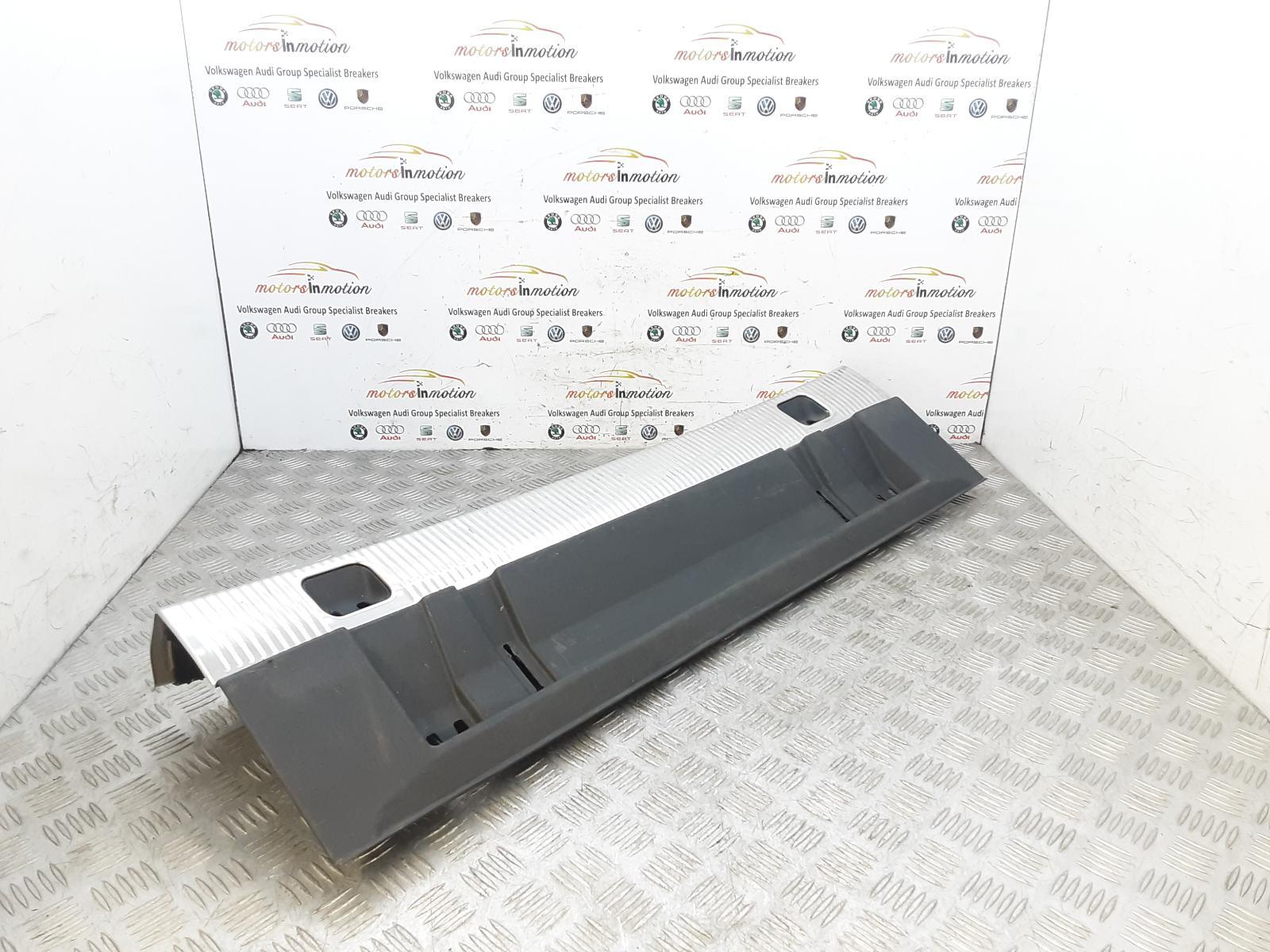 AUDI Q3 8U 2012 Boot Striker Plate Cover Panel 8U0864483A | eBay