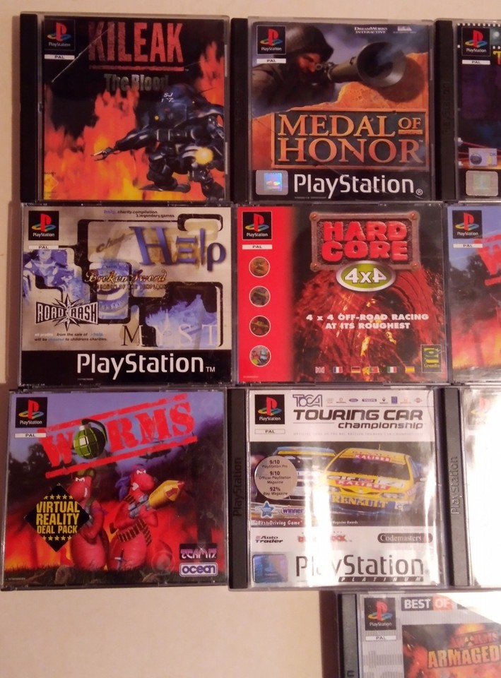 PlayStation PS1 Video Game Bundle x13 PAL (Medal of Honor, Worms, Doom ...