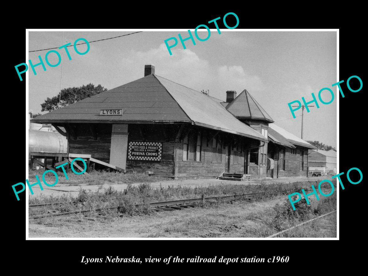OLD 8x6 HISTORIC PHOTO OF LYONS NEBRASKA THE RAILROAD DEPOT STATION ...