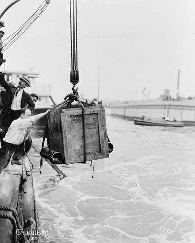 Harry Houdini 8X10 Photo Picture American escape artist magician ...