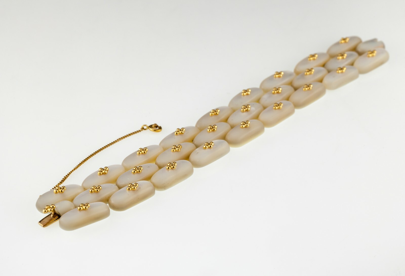 18k Yellow Gold and Mother-of-Pearl Link Bracelet Signed Angela ...