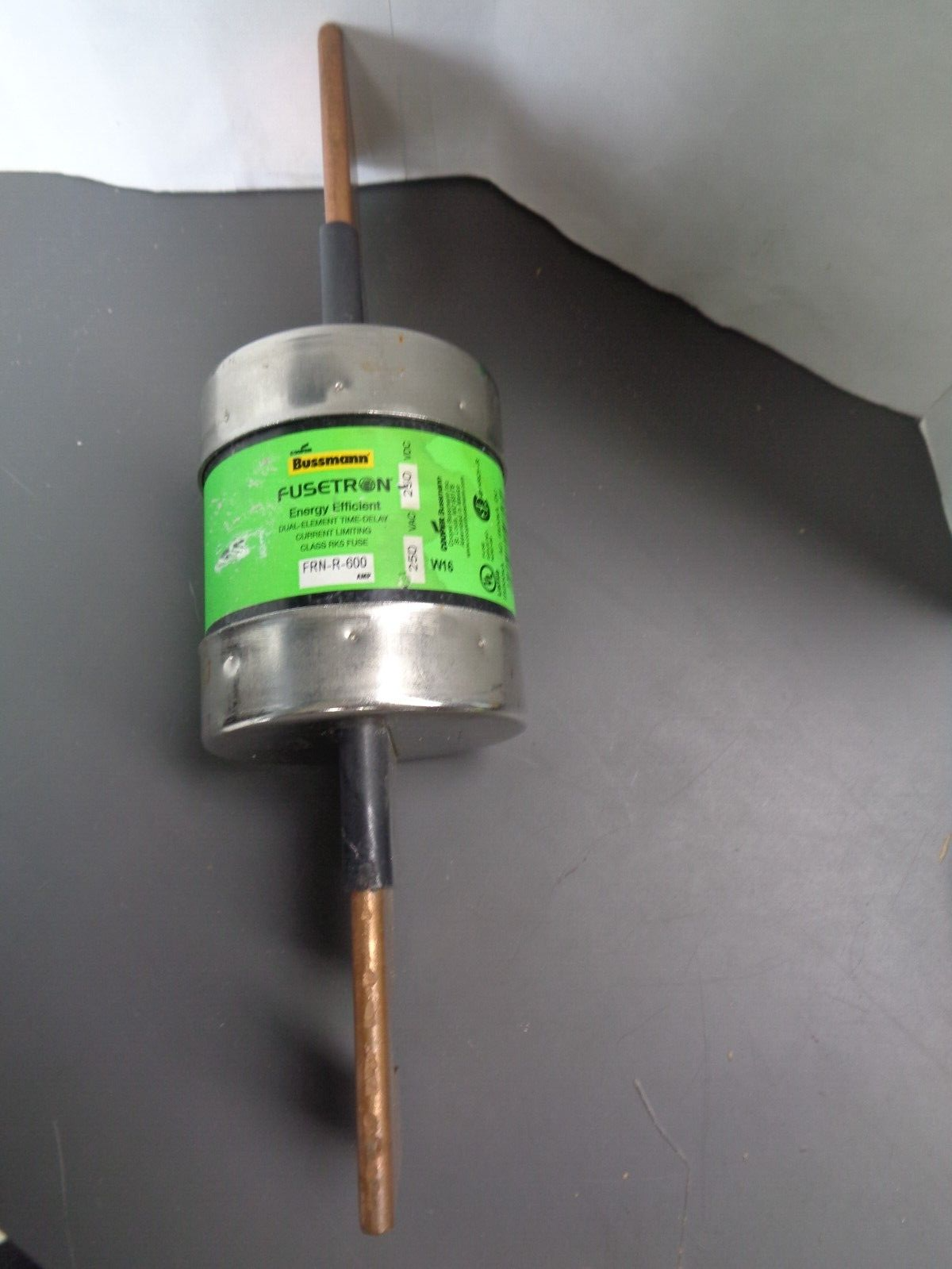 Nice Bussmann FRN-R-600 Amp Fuse Energy Efficient 250 Volt 600 Amp ...