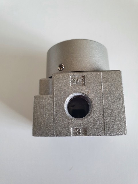 SMC VTA315-02 1/4" BSPT 3/2 air pilot valve N.C. or N.O. bi ...