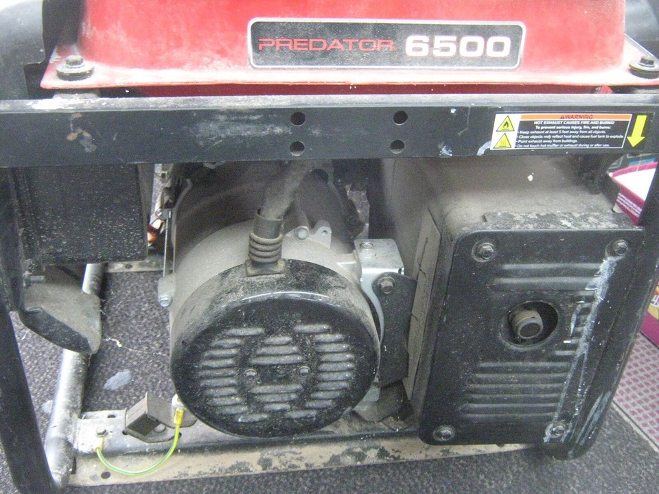 Predator 6500-5500 Gas Generator 301 cc Engine 120V Output tested nice ...
