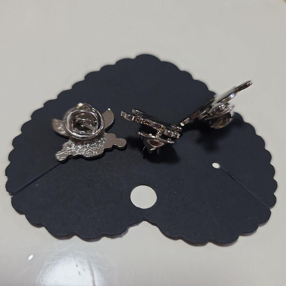 One Piece Pirate Flag Character Pin Badge Skull Pin Badge Set of 3 | eBay