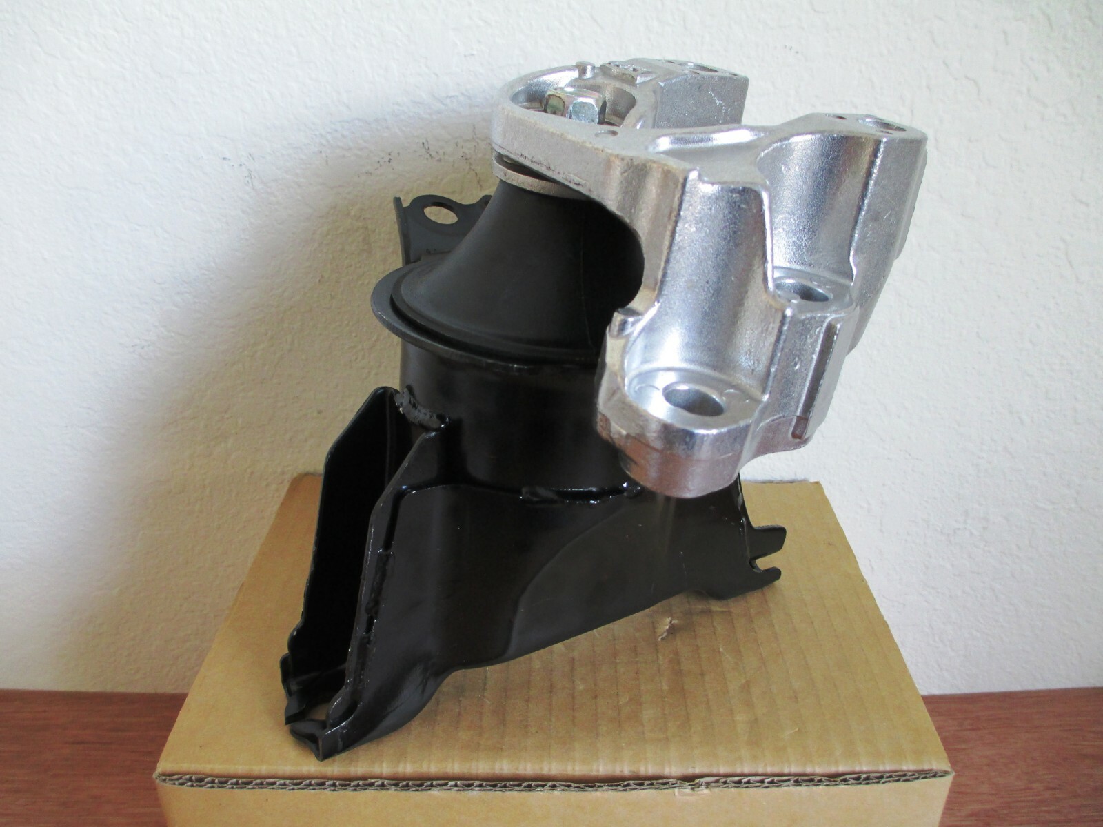2012-2015 -- HYDRAULIC RIGHT UPPER ENGINE MOUNT FOR HONDA CR-V (2.4L ...