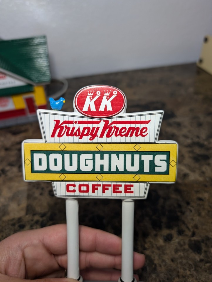 Department 56 The Snow Village Krispy Kreme Donut Shop Light Up ...