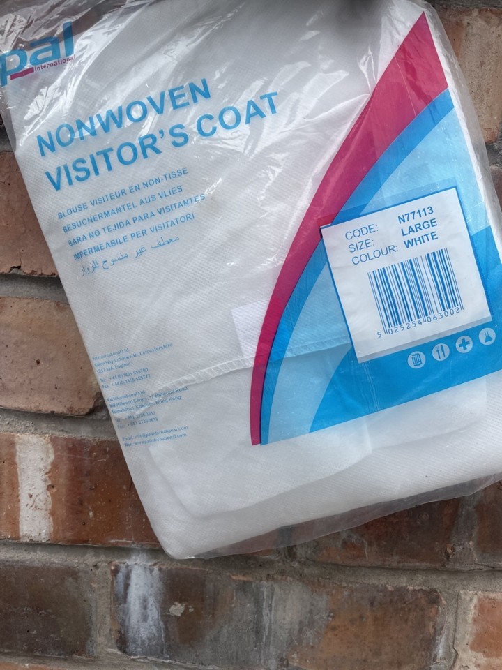 PAL Disposable Lab Visitor White Coat Non Woven Overcoat L (Pack of 25 ...