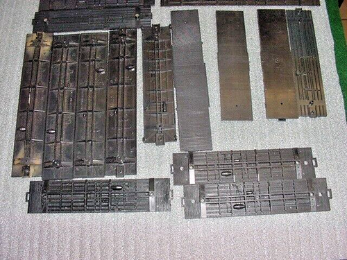 HO Athearn & others Lot of 20 flatbed & freight car under- frames For ...
