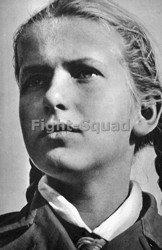 WW2 Picture Photo Young women of Bund Deutscher Mädel League of German ...
