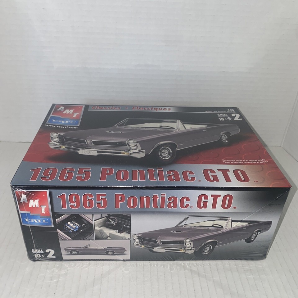 AMT 1965 Pontiac GTO Convertible Plastic Model Kit 1/25 Scale | eBay
