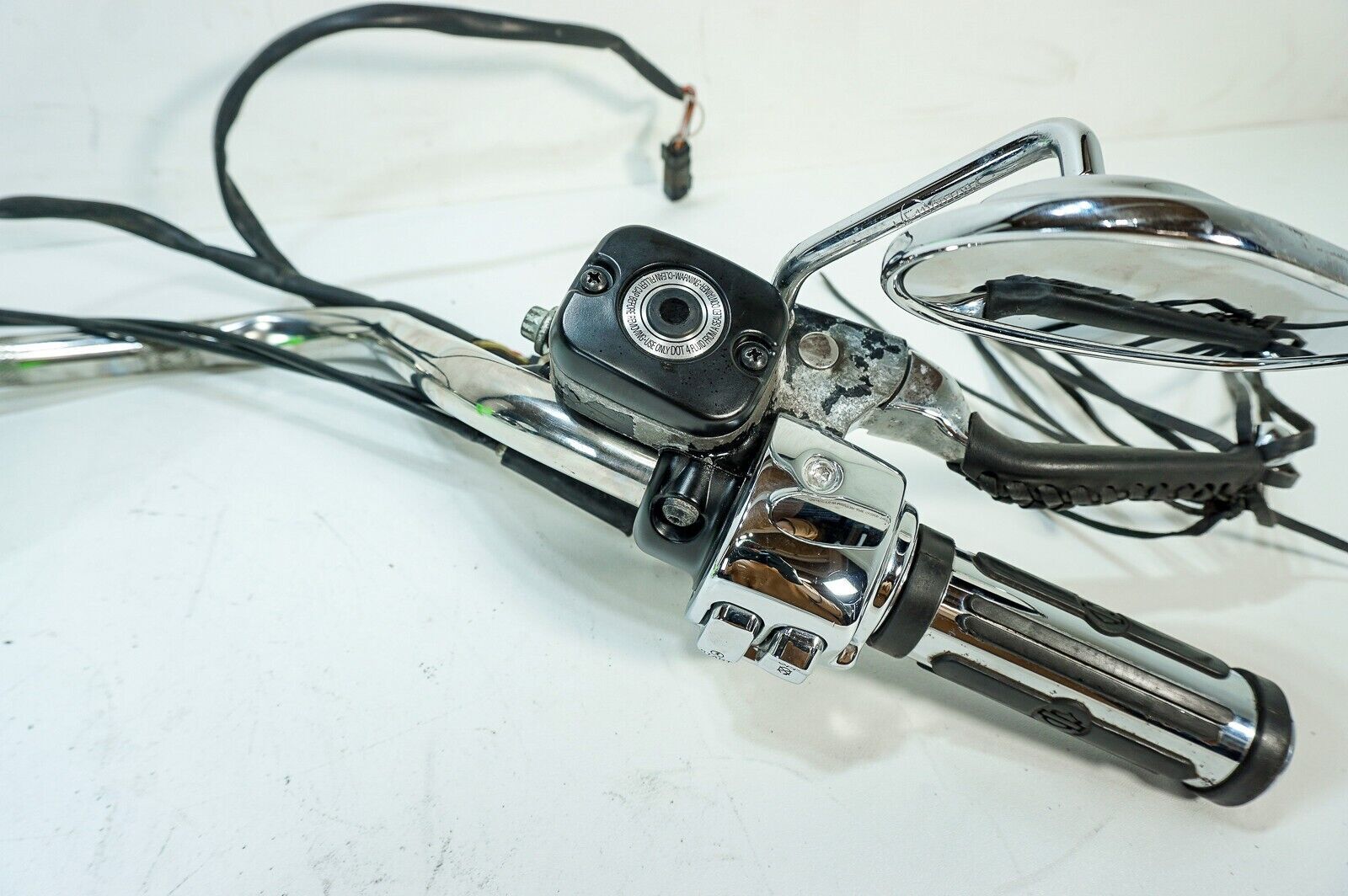 07 Harley Heritage Softail Classic OEM Handlebars Left Right Switches ...