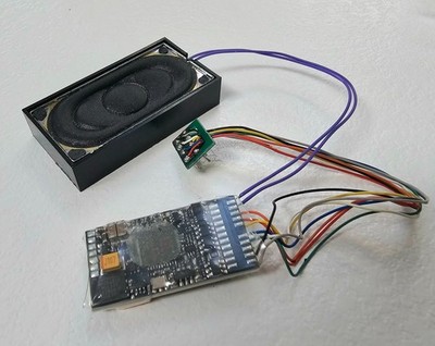 ESU Loksound v4 DCC Digital Sound Decoder 8 pin Class 144 DMU & Speaker ...