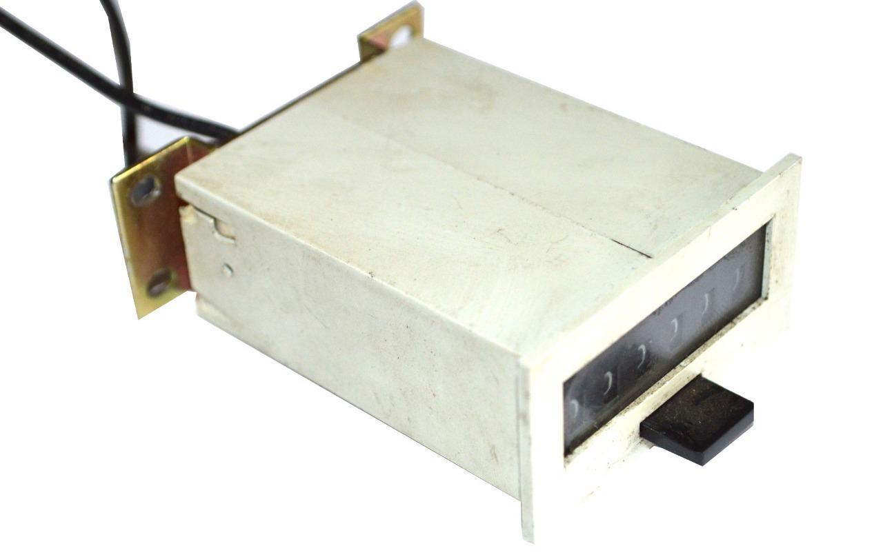 REDINGTON D2-4906 PANEL MOUNT COUNTER 115 VAC 3 WATTS | eBay