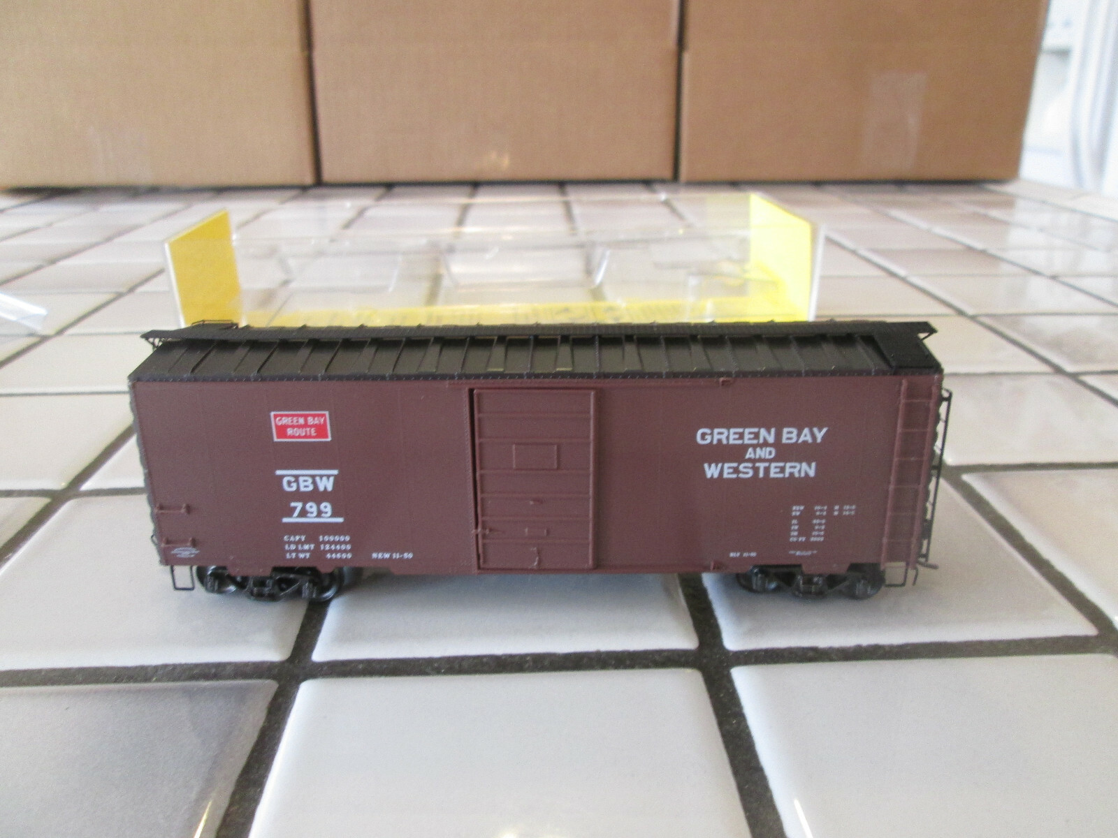 KADEE CARS GREEN BAY & WESTERN 40 FOOT BOX CAR HO SCALE //// | eBay