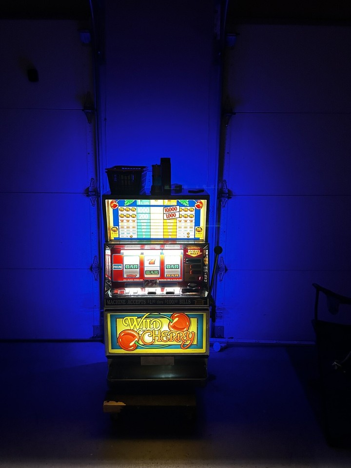 Igt Slot Double Wild Cherry Slot Machine | eBay