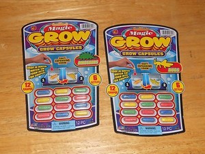 LOT OF 2 Magic Grow Capsules 1 BUGS + 1 DINOSAURS w/ILLUSTRATION & NAME ...