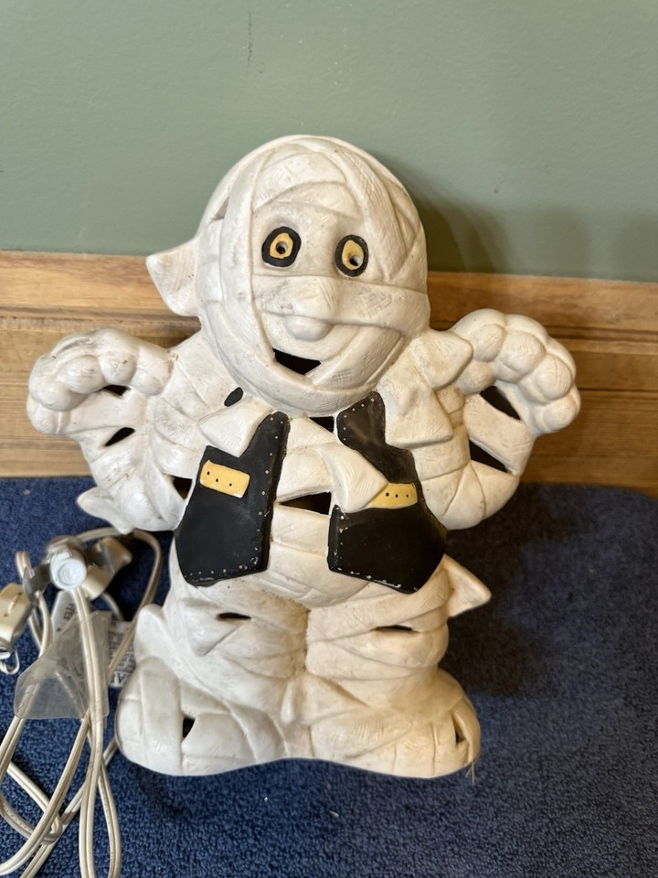 Vintage 1980’s Light Up Ceramic Halloween Mummy! | eBay