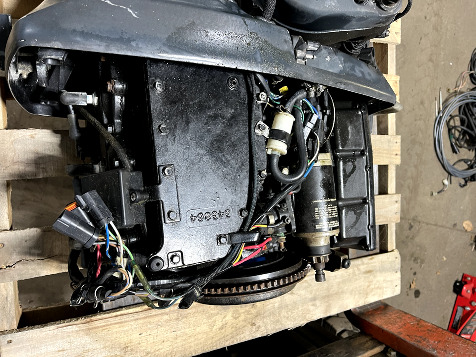2001 Johnson 70 hp Carb 2-Stroke 20" Outboard Boat Motor Evinrude Prop ...