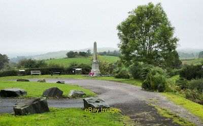 Photo 6x4 War memorial above Balmaclellan Balmaclellan's war memorial ...