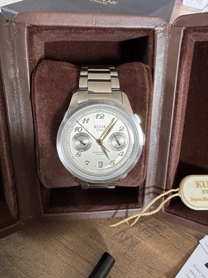 KUOE ROYAL SMITH 90-010 Automatic Ivory x Vertical Brushed Dial worn 1 ...