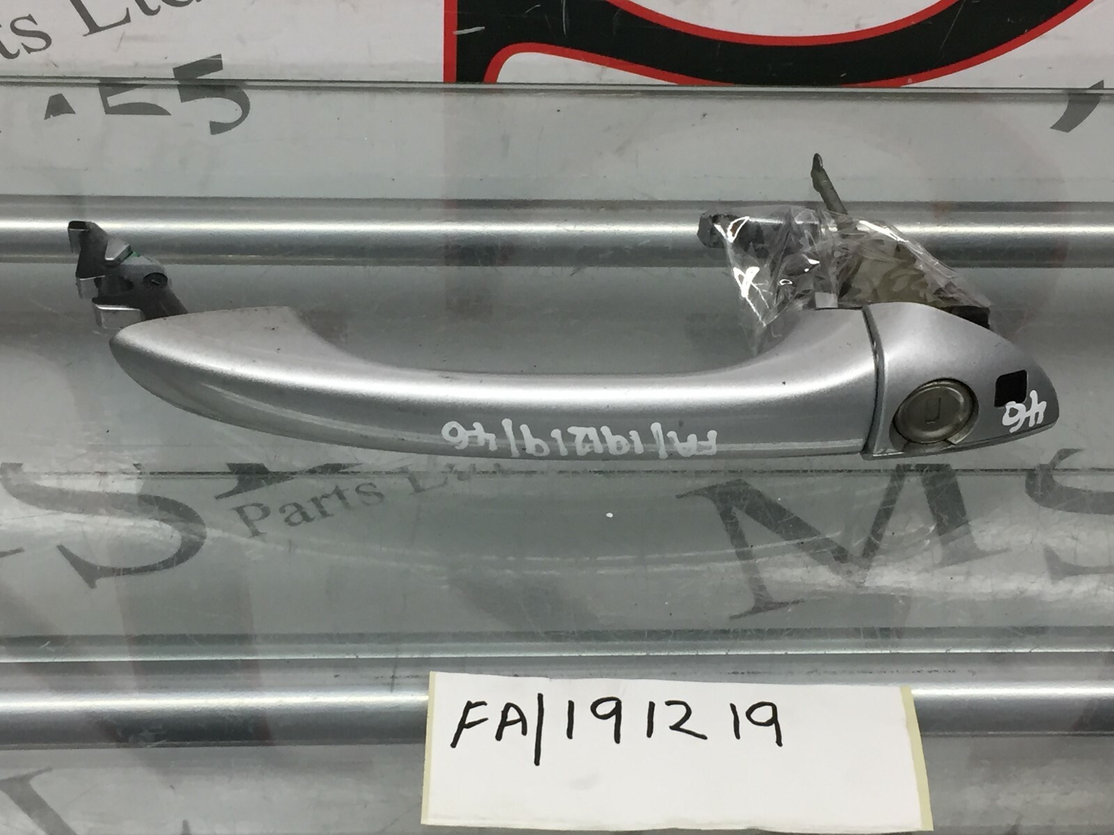 (AS) GENUINE MERCEDES BENZ W211 E CLASS DOOR HANDLE RIGHT SIDE REAR OSF ...