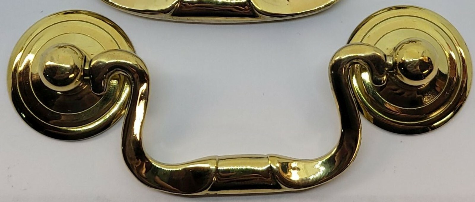 2.5, 3, 3.5" Centers Queen Anne Style Swan Neck bail pull handle solid ...