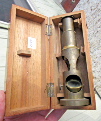 Microscopes & Lab Equipment - Pocket Field