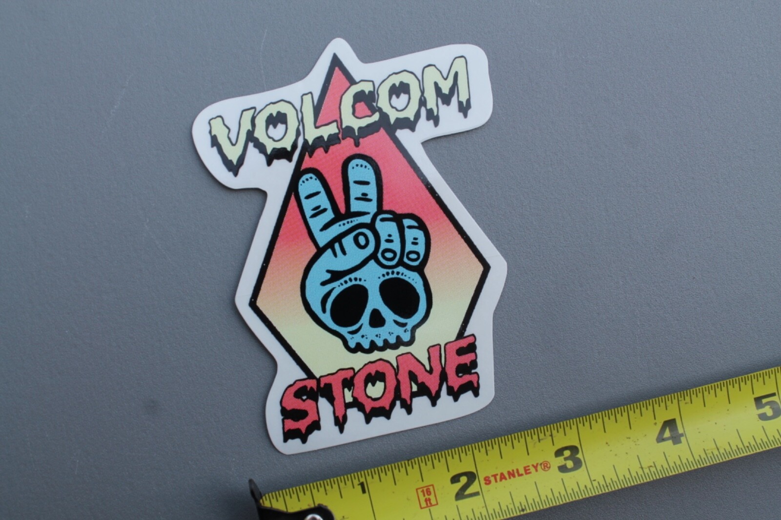 Volcom Stone Skull Peace Sign Red Yellow Fade VC2 Original ...