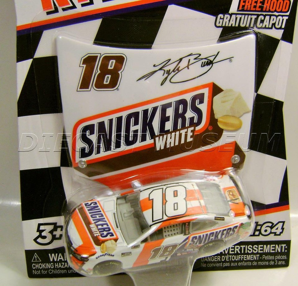 KYLE BUSCH #18 SNICKERS WHITE TOYOTA WAVE 7 NASCAR AUTHENTICS DIECAST ...