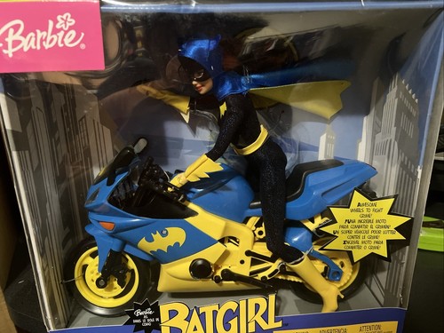 Barbie Batgirl Motorcycle Superhero Doll Cape Crusader DC Comics C7458 ...
