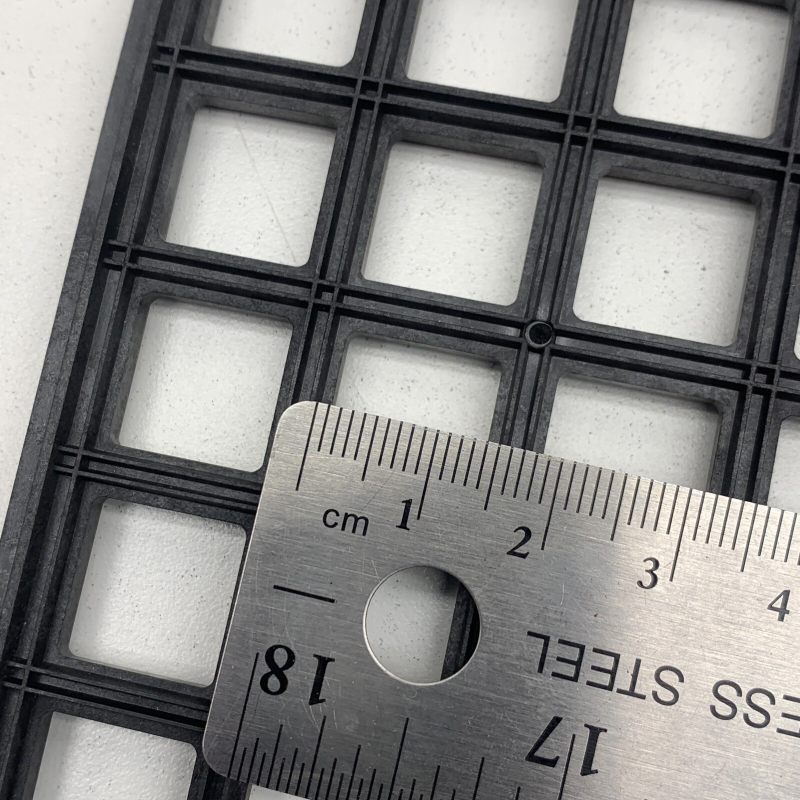 Kostat KS-67037 Electronic Chip Tray Packaging 15mm x 15mm | eBay